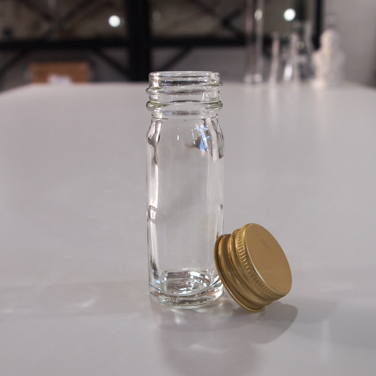 Universal McCartney Bottles | Biology Supplies - Darwin Biological